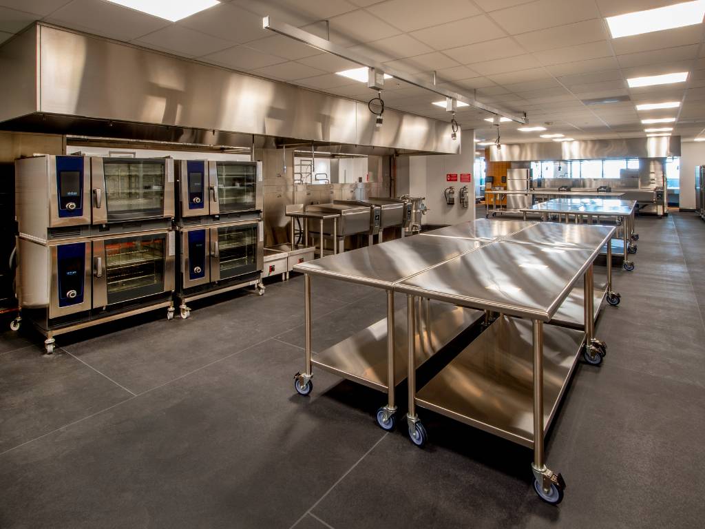 Foaming Degreaser Spray in Commercial Cleaning - Midlab, Inc.